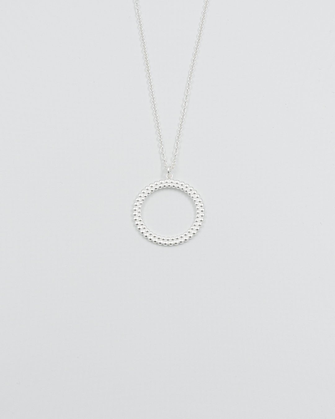 Pidetty Valoisa-riipus 70/80 cm hopea – Kalevala